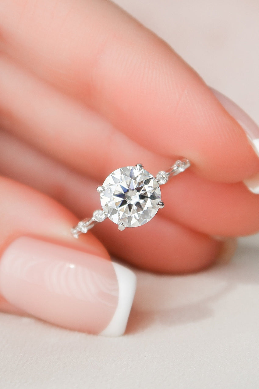 Round Diamond Rings – aurousfinejewelry